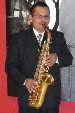 "el maestro del sax" musica con saxofon en poza rica ver. en POZA RICA ...